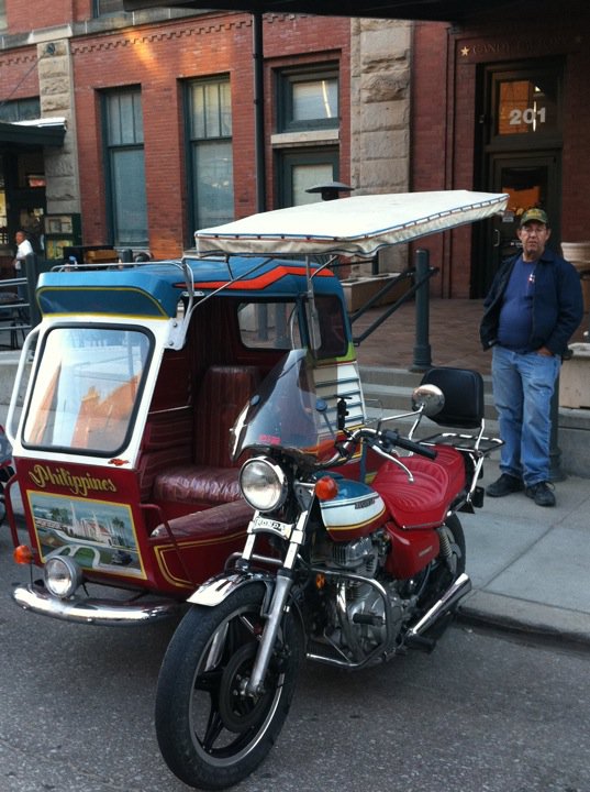 Modern Vespa : Coolest bike at Euro Bike Night tonight