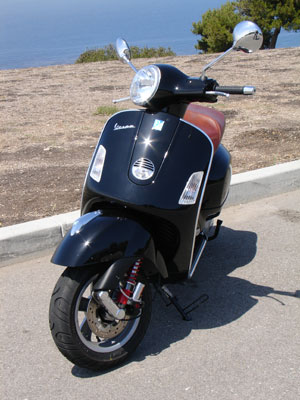 Modern Vespa : Nice day in Southern California...