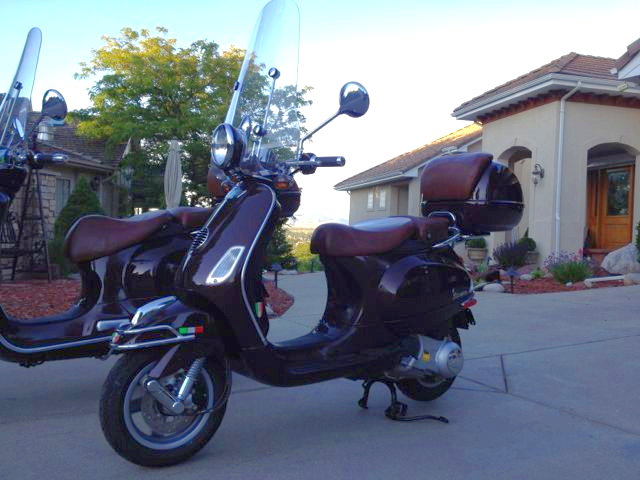 Modern Vespa : Vespa "GTV" all in one place