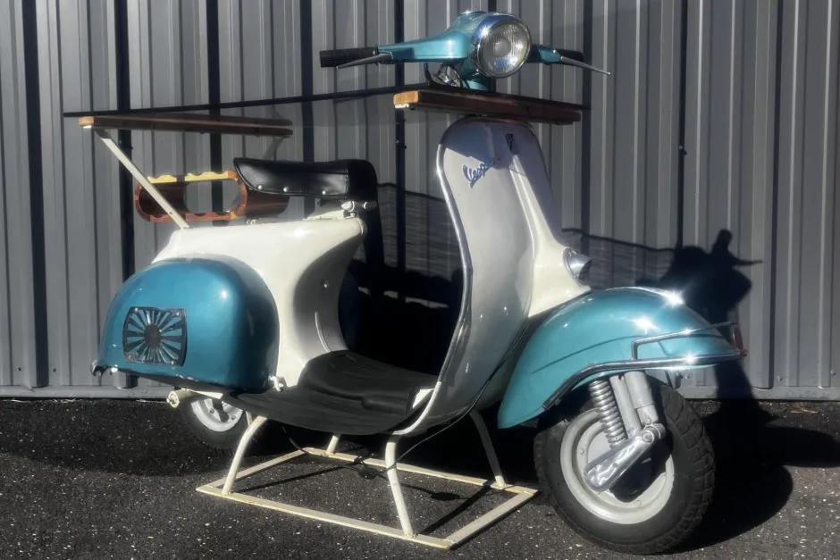 Modern Vespa : Vespa 150 Bar Table