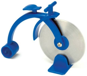 Modern Vespa : Scooter Pizza Cutter