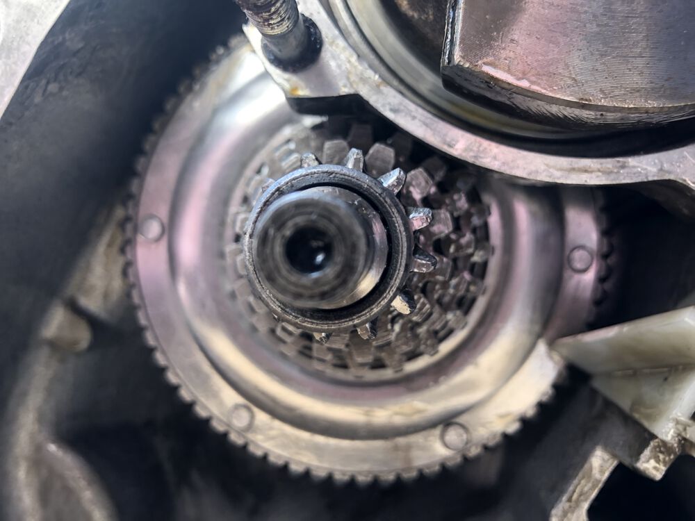 Modern Vespa : New build p200e started slipping in 2rd
