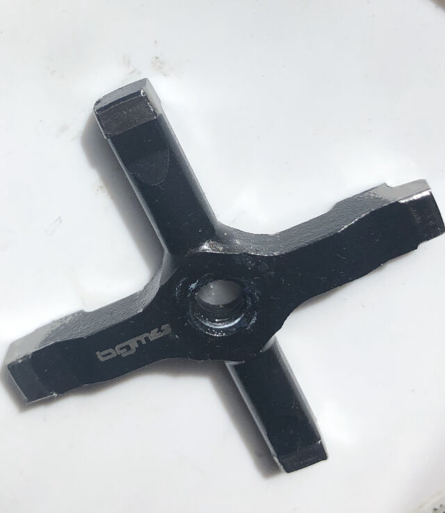 Modern Vespa : New build p200e started slipping in 2rd