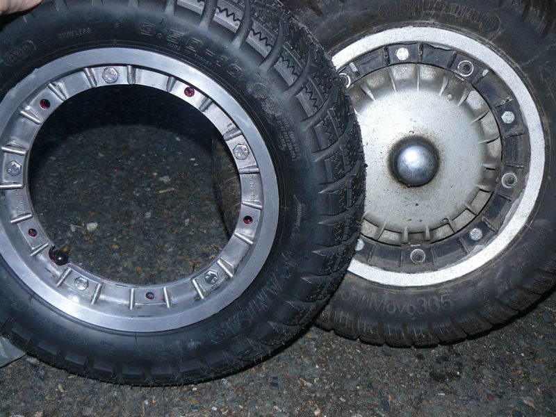 Modern Vespa : Pinasco aluminum split tubeless rims