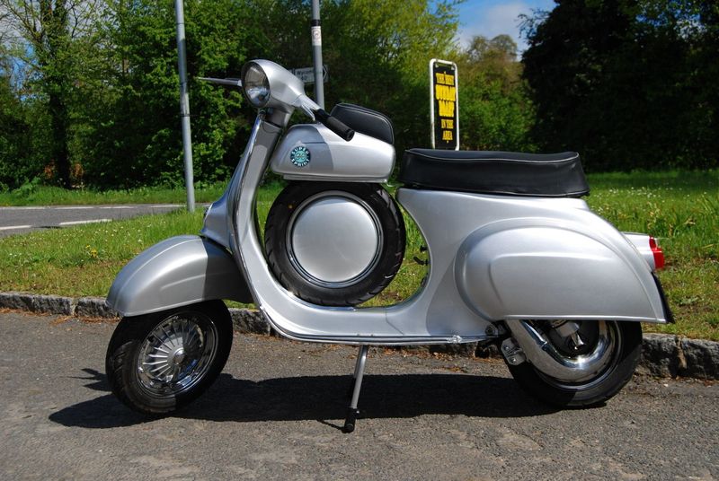 Modern Vespa : My previous scooters