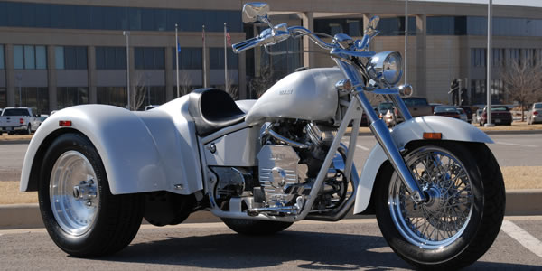 Modern Vespa : Definitely Affordable 3 Wheeler