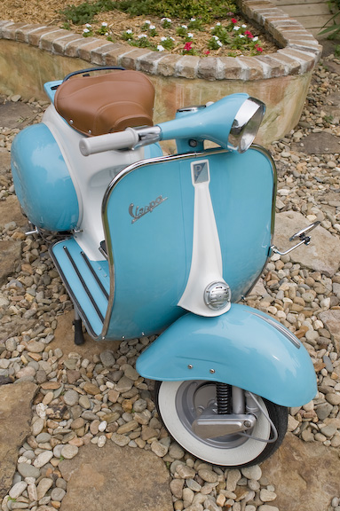 Modern Vespa : 65 vespa vnb restoration (I hope)