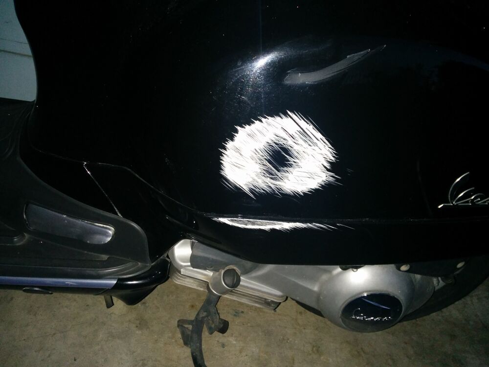 Modern Vespa : Fender Damage Pics Wanted