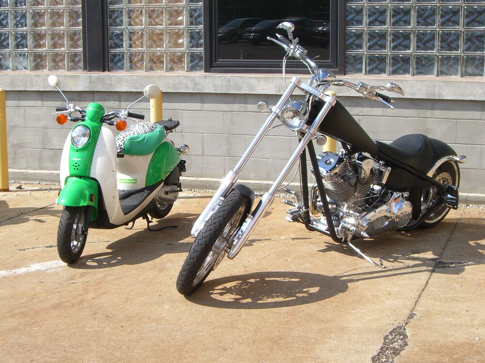 Modern Vespa : Show us your herd