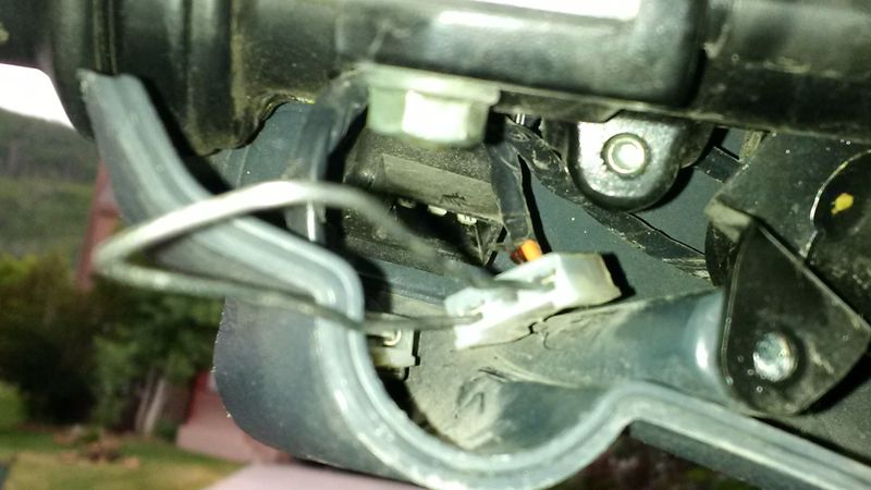 Modern Vespa : My killswitch is stuck