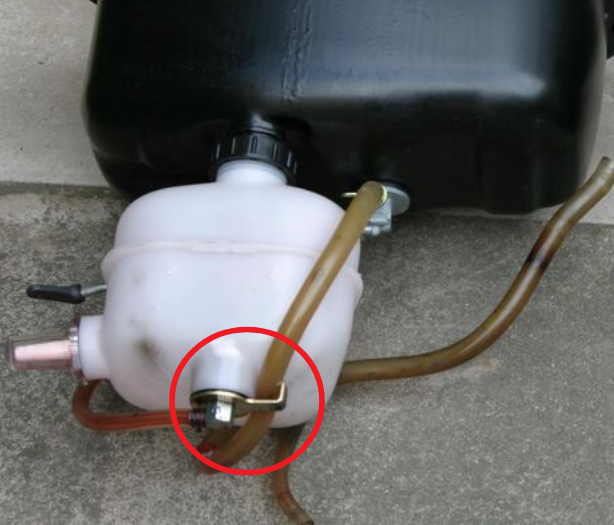 Modern Vespa : Fuel line length and route?