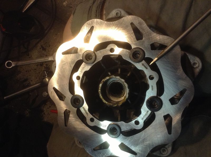 Modern Vespa : High speed judder