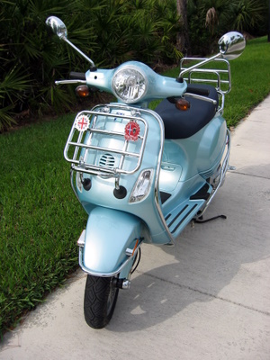 Modern Vespa : Front Racks, pro and con
