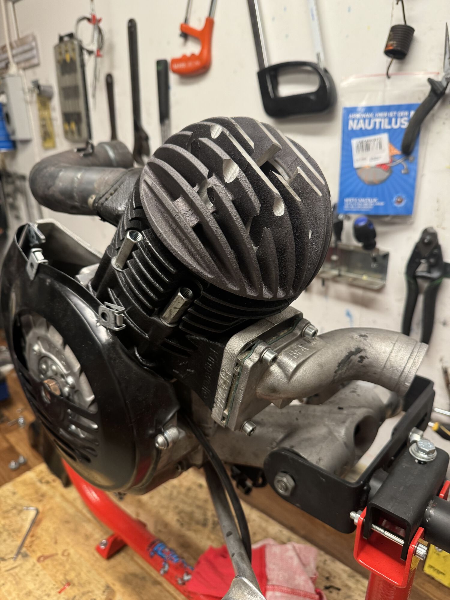 Modern Vespa : New to Scooters, want a fast smallframe