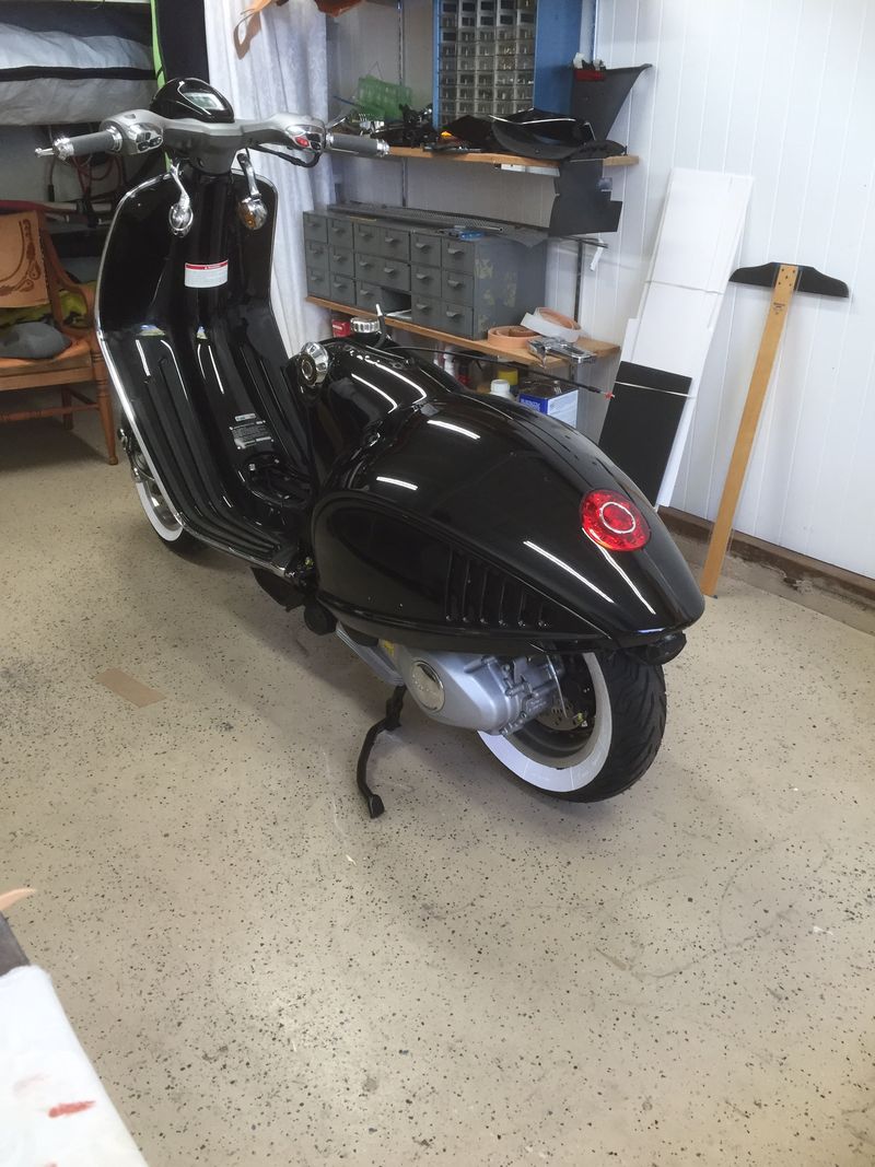 Modern Vespa : Custom scooter - TEDSTER - pics