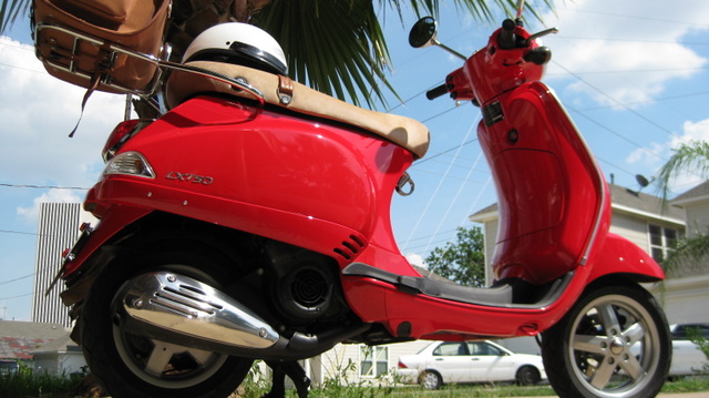 Modern Vespa : New Vespa Owner here from Texas!