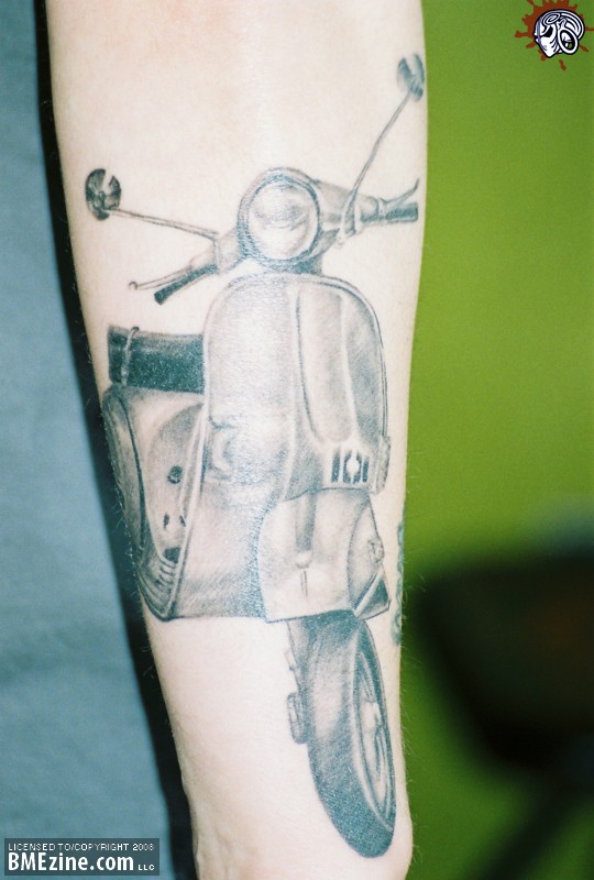 Modern Vespa : Scooter Ink