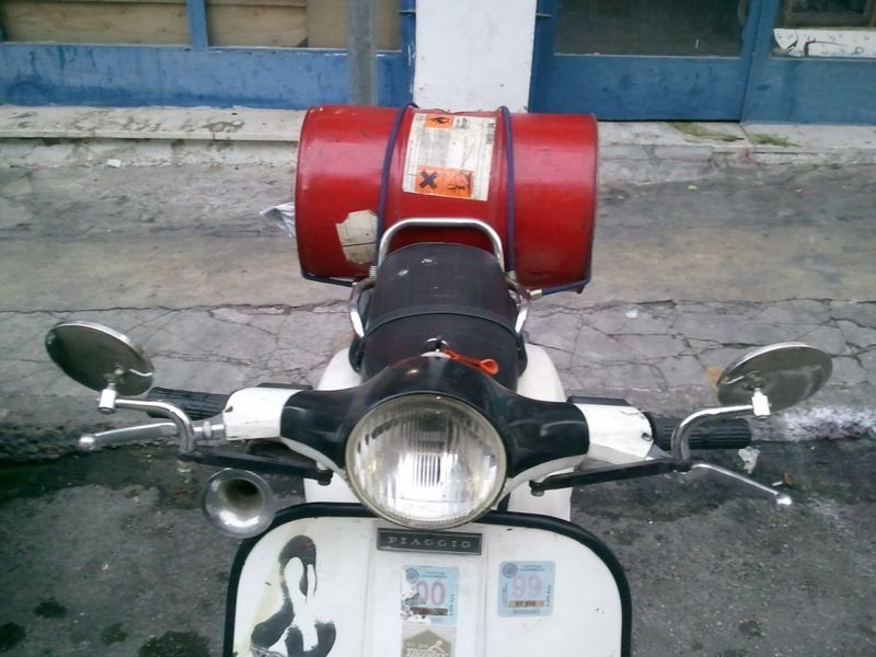 Modern Vespa : Rear Rack Box Options