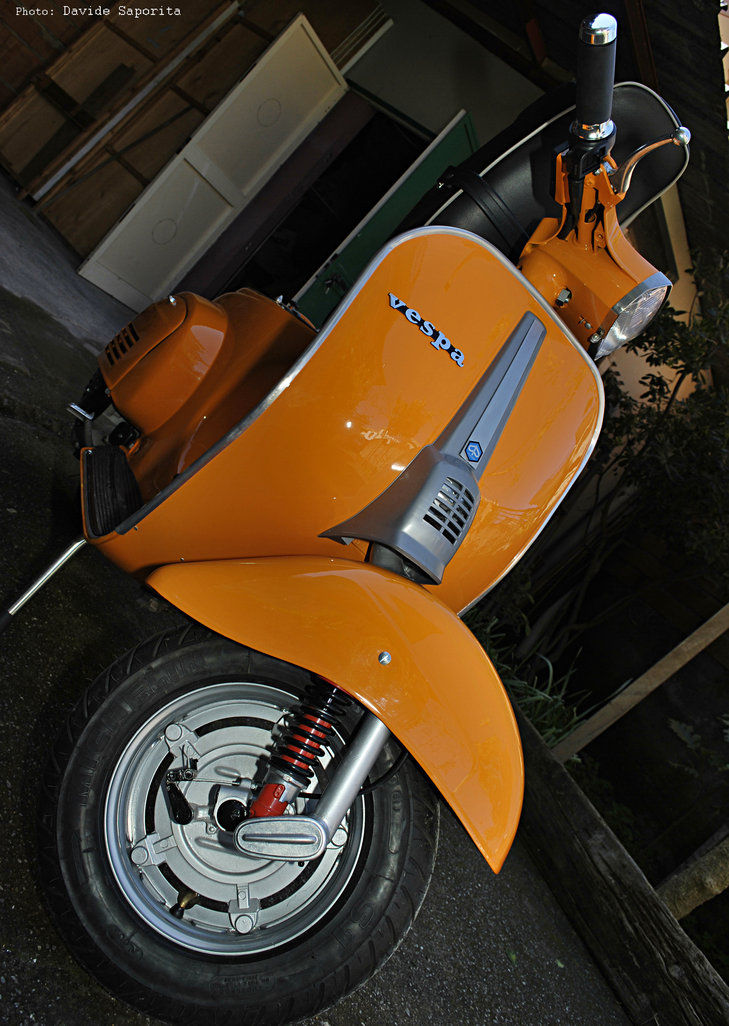 Modern Vespa : 50 Special
