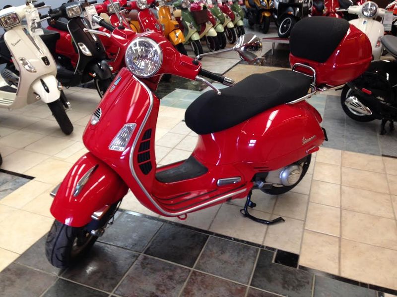 Modern Vespa : **2009 Vespa GTS250 - Performance Extras!** - $4195