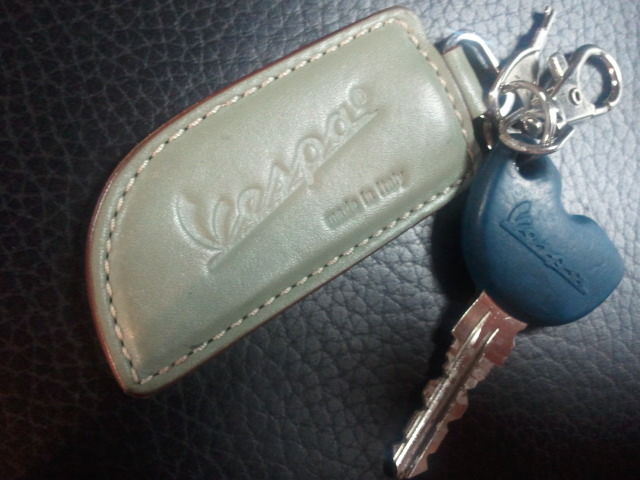 Modern Vespa : Show me your Vespa Keys