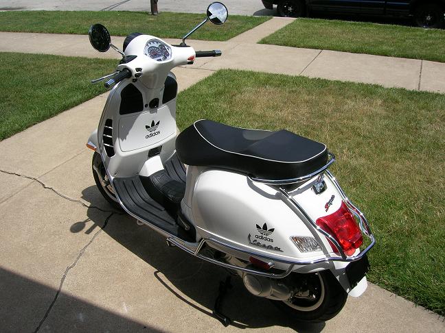 Modern Vespa : REAR BARS!!!