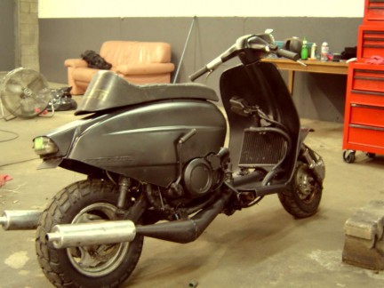 Modern Vespa : Modern Lambretta.... do you like it?