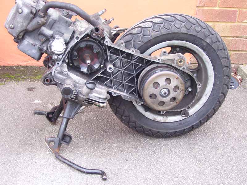 Modern Vespa : Vespa et4 125- Restoration UK