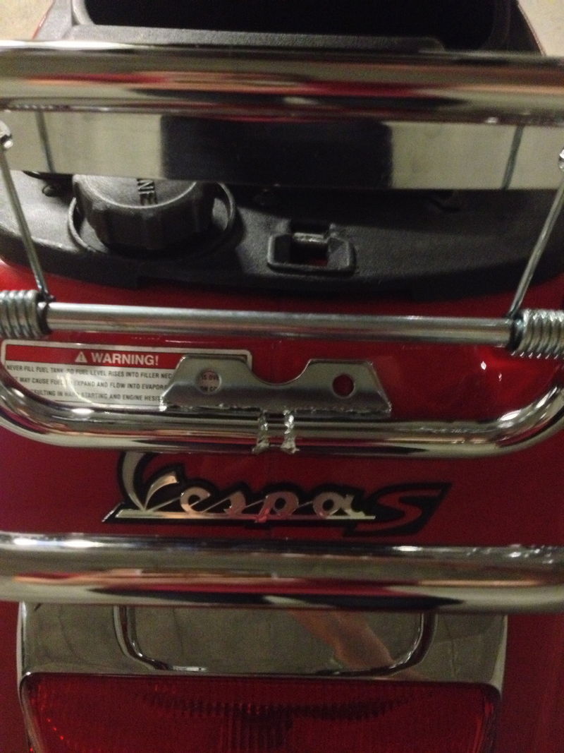 Modern Vespa : Installing LX Rear Rack on S150 Tutorial
