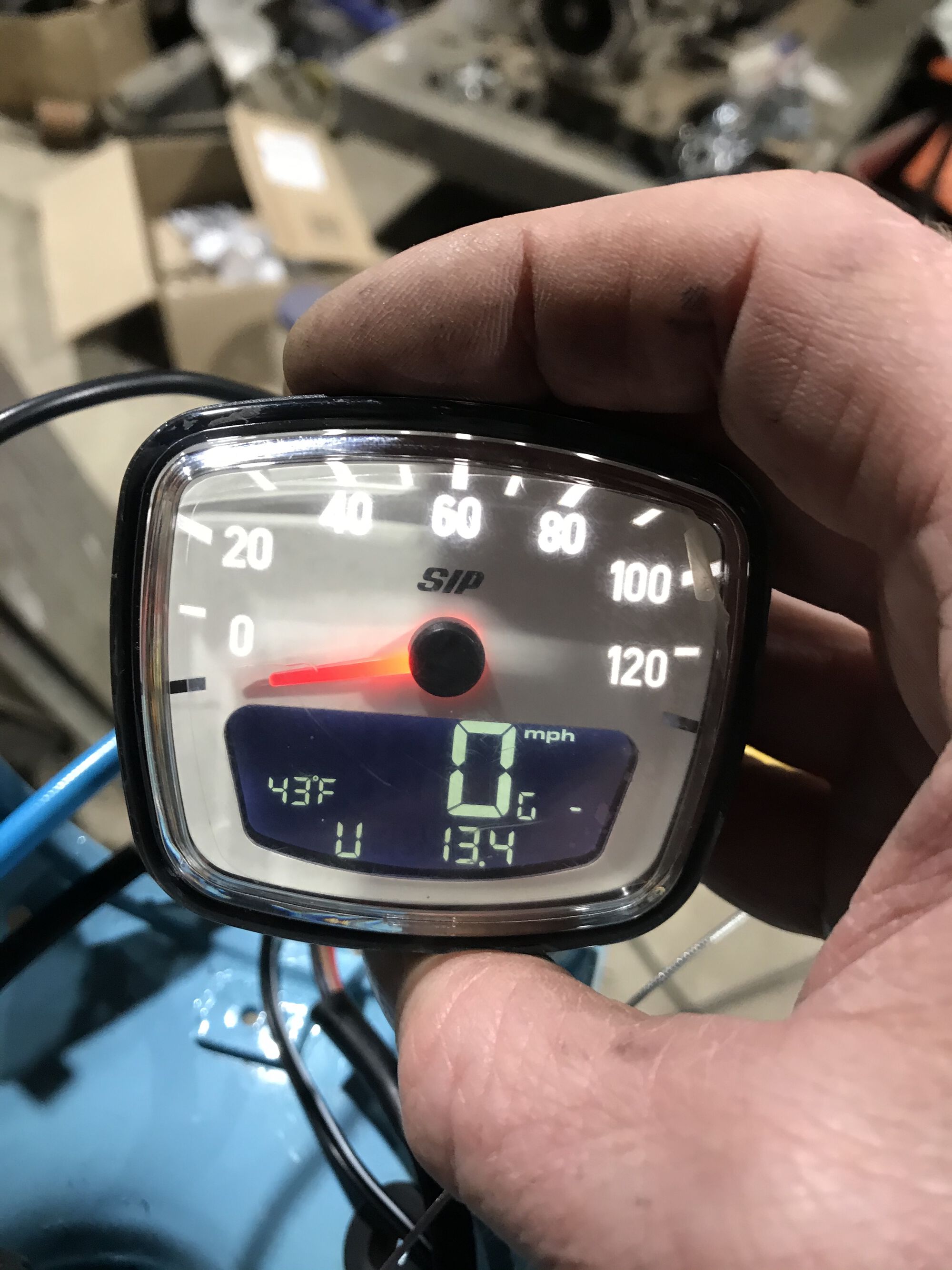 Modern Vespa : thinking about installing a SIP digital speedo
