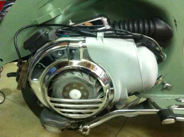 Modern Vespa : Engine type?