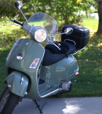 Modern Vespa : GTS Top Box