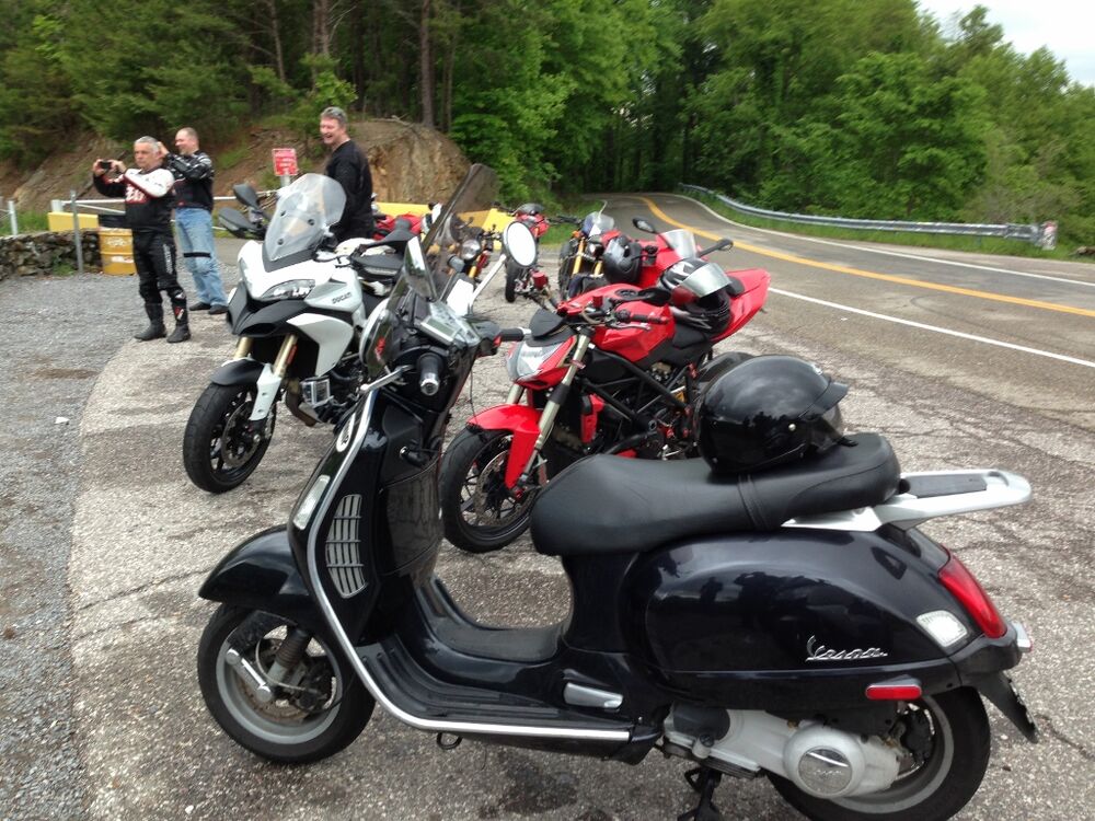 Modern Vespa : In a sea of Harley-Davidsons...