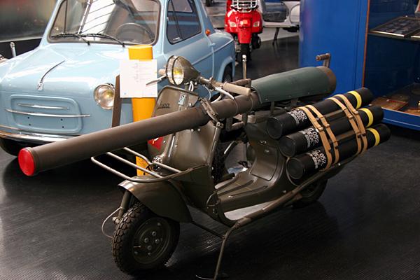 Modern Vespa : Gun Mount on Vespa