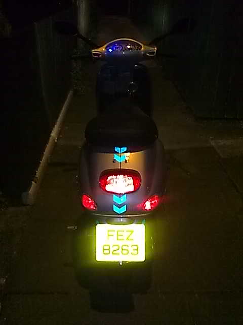 Modern Vespa : Ultrabright LED in GTS noselamp?